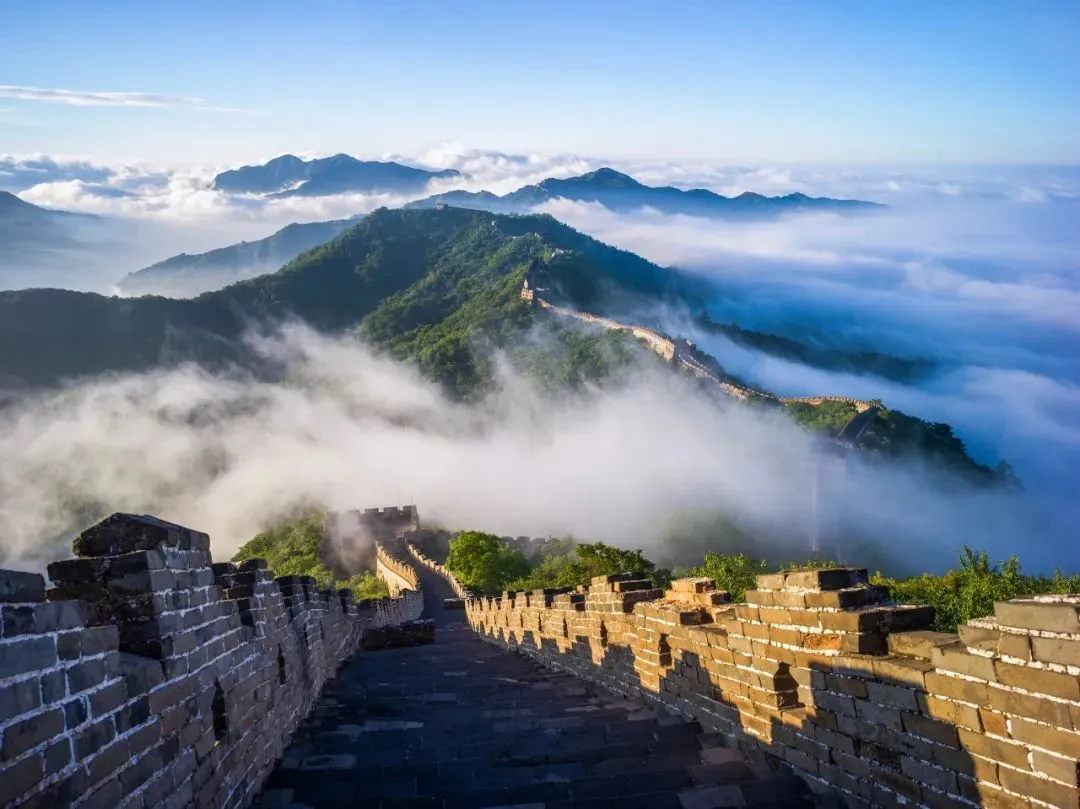 Graduation Season in Beijing: Mutianyu Great Wall Has Your "Wonderful ...